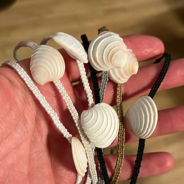 Ribbed Clamshell Macrame Anklet – Sea Things Ventura