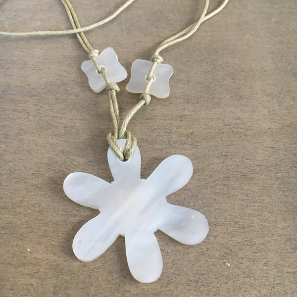 Shell Flower Necklace – Sea Things Ventura